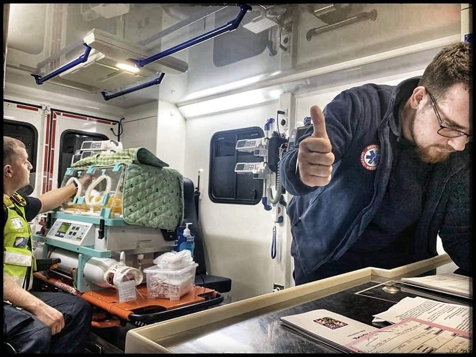 Paediatric and neonatal transports - DavepoMedevac